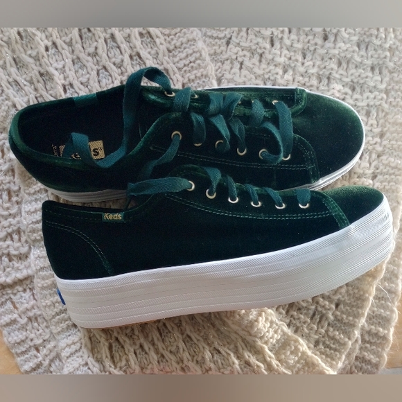 Keds | Shoes | New Womens Keds Triple Up Velvet Dark Green Size 95 ...